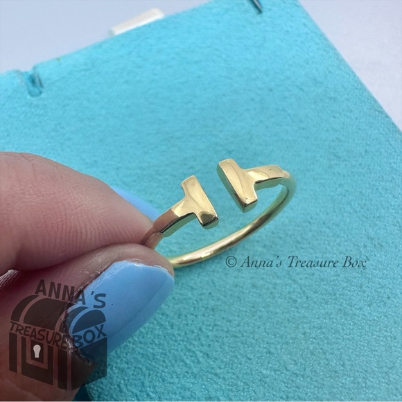 Tiffany & Co. | Jewelry | Tiffany Co 8k Yellow Gold T Square Wire Ring ...